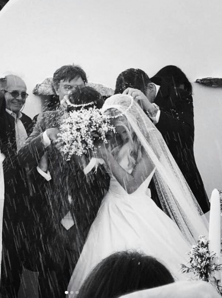 Η Δούκισσα Νομικού αποκαλύπτει πρώτη φορά τη στιγμή από τον γάμο της ...