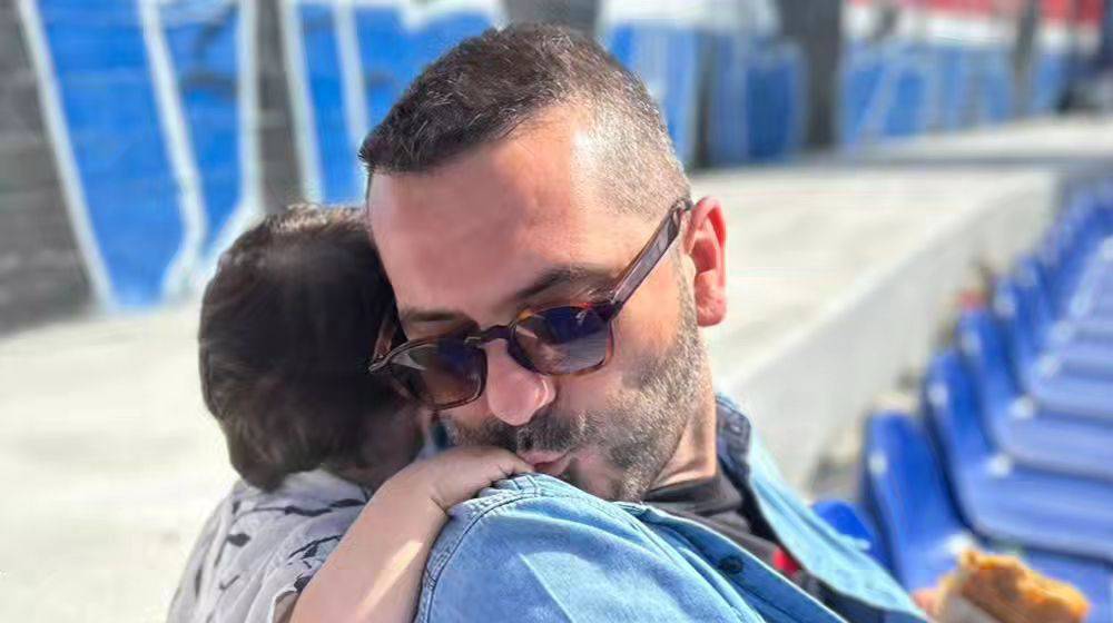 Λεωνίδας Κουτσόπουλος: Καλοκαιρινές διακοπές παρέα με το γιο του Κίμωνα ...
